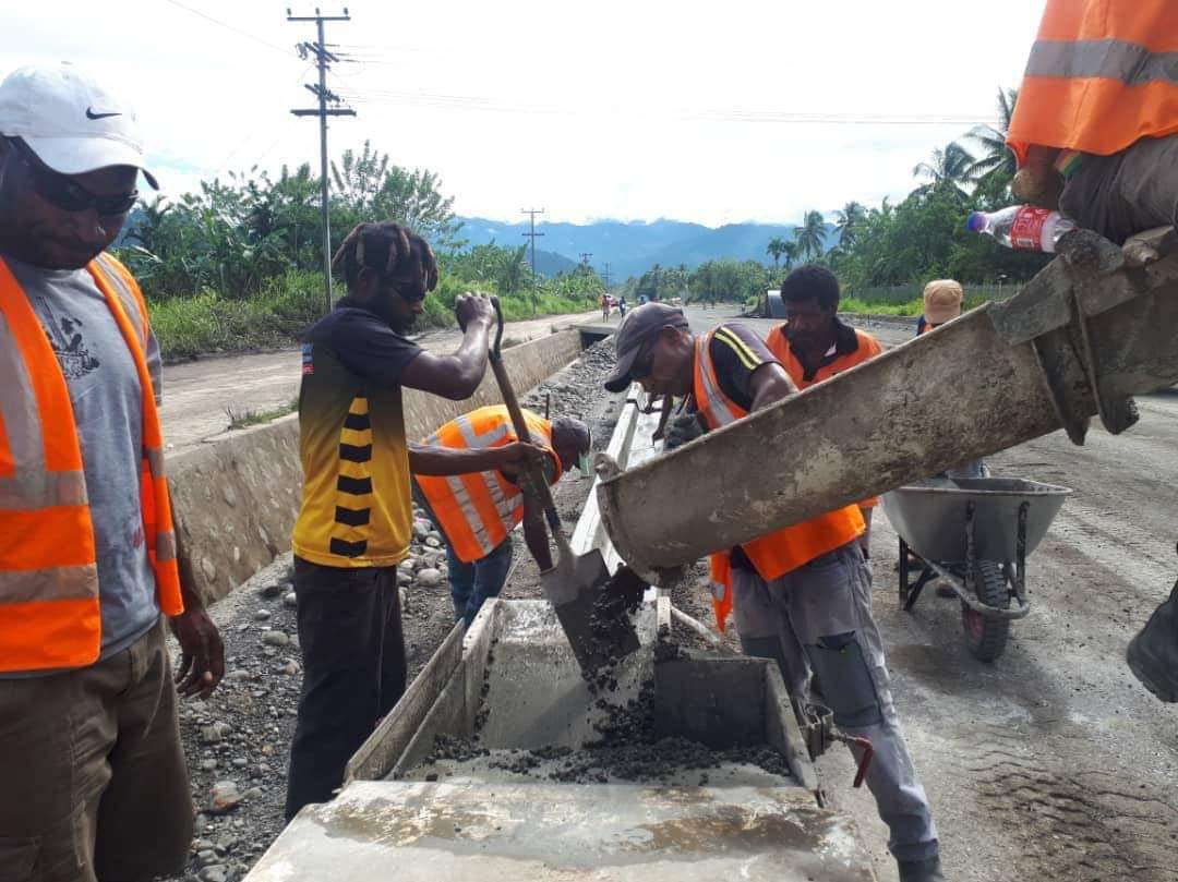 Lae’s Unitech-Tent City road works progressing | pngbuzz.com